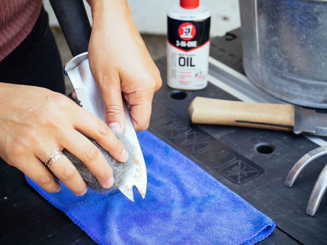 DIY Tool Cleaning Station: The Fastest Way to Clean Garden Tools ...