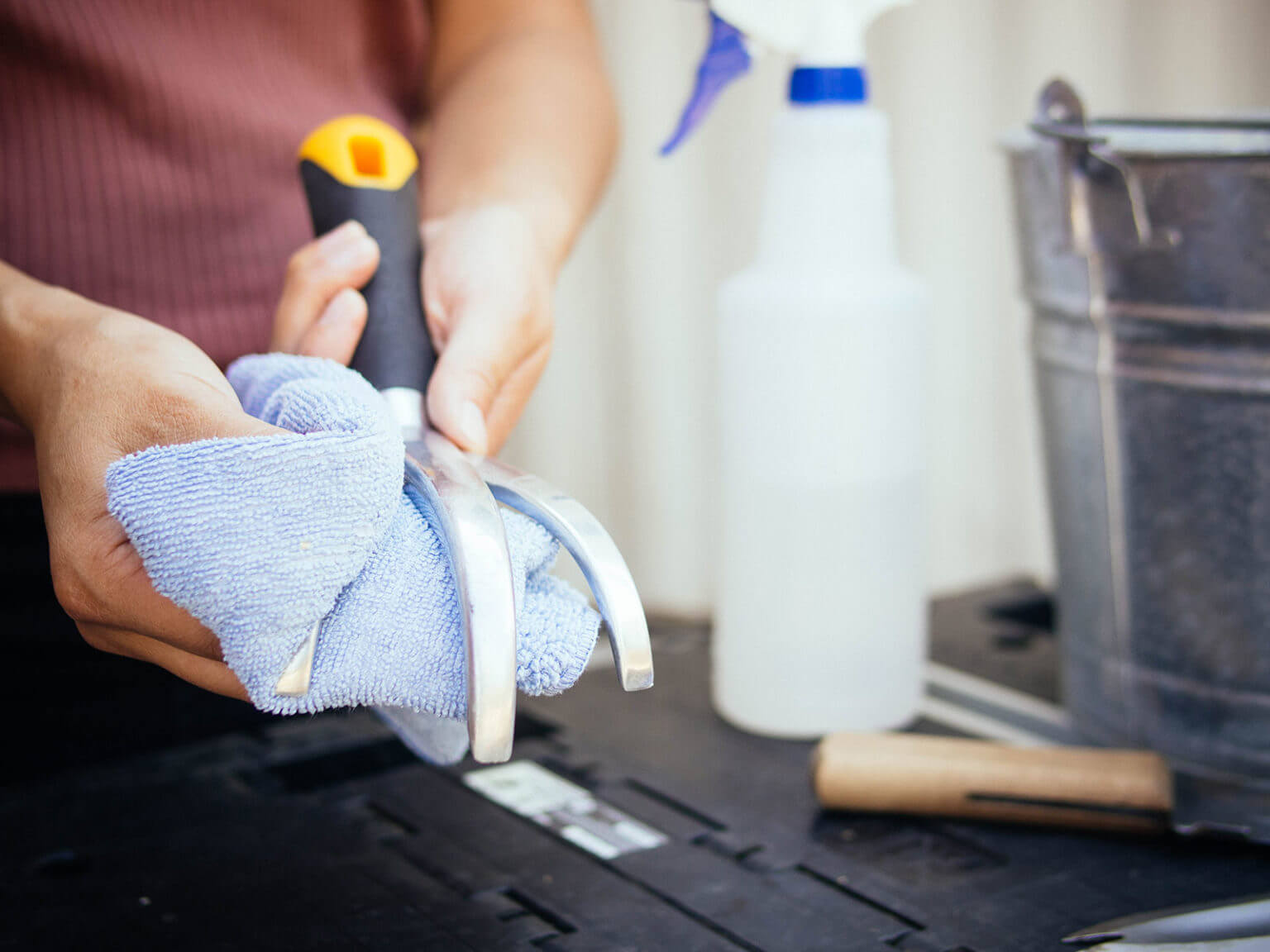 DIY Tool Cleaning Station: The Fastest Way to Clean Garden Tools ...