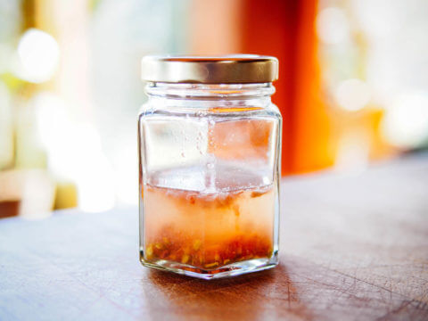 How to Ferment Tomato Seeds for a Better Crop Next Year – Garden Betty