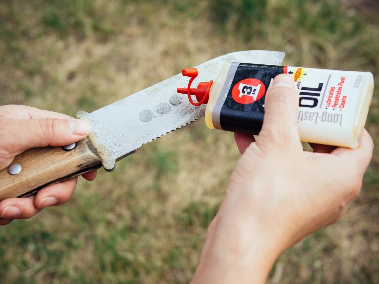 The Best Way to Remove Rust From Tools—No Scrubbing Required - Garden Betty